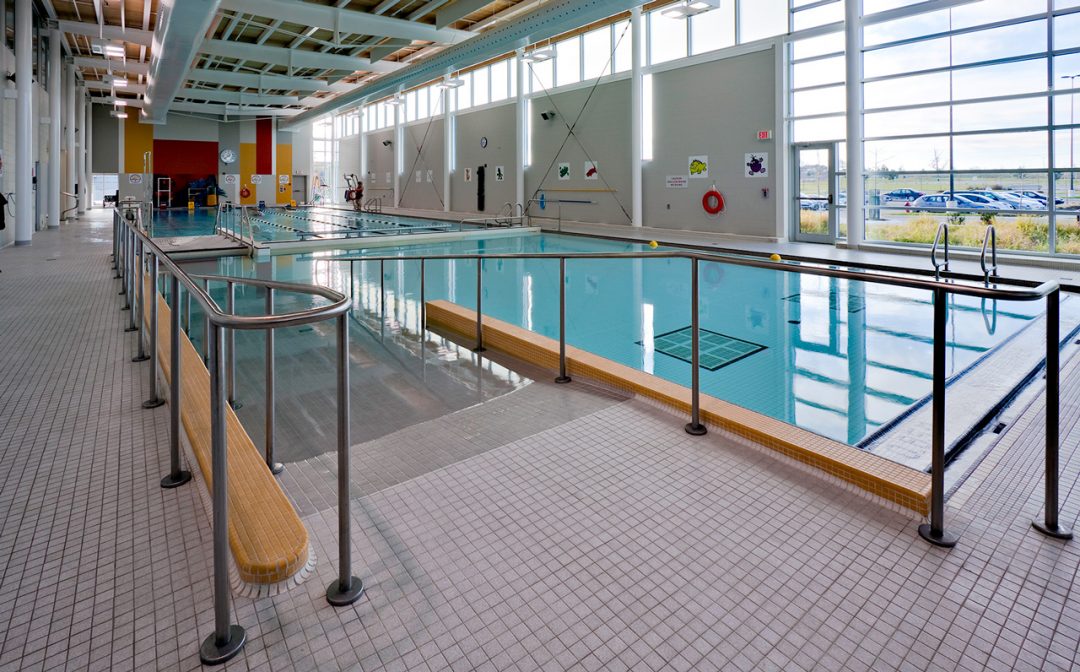 Les Chater Family YMCA & Turner Park Library - INVIZIJ